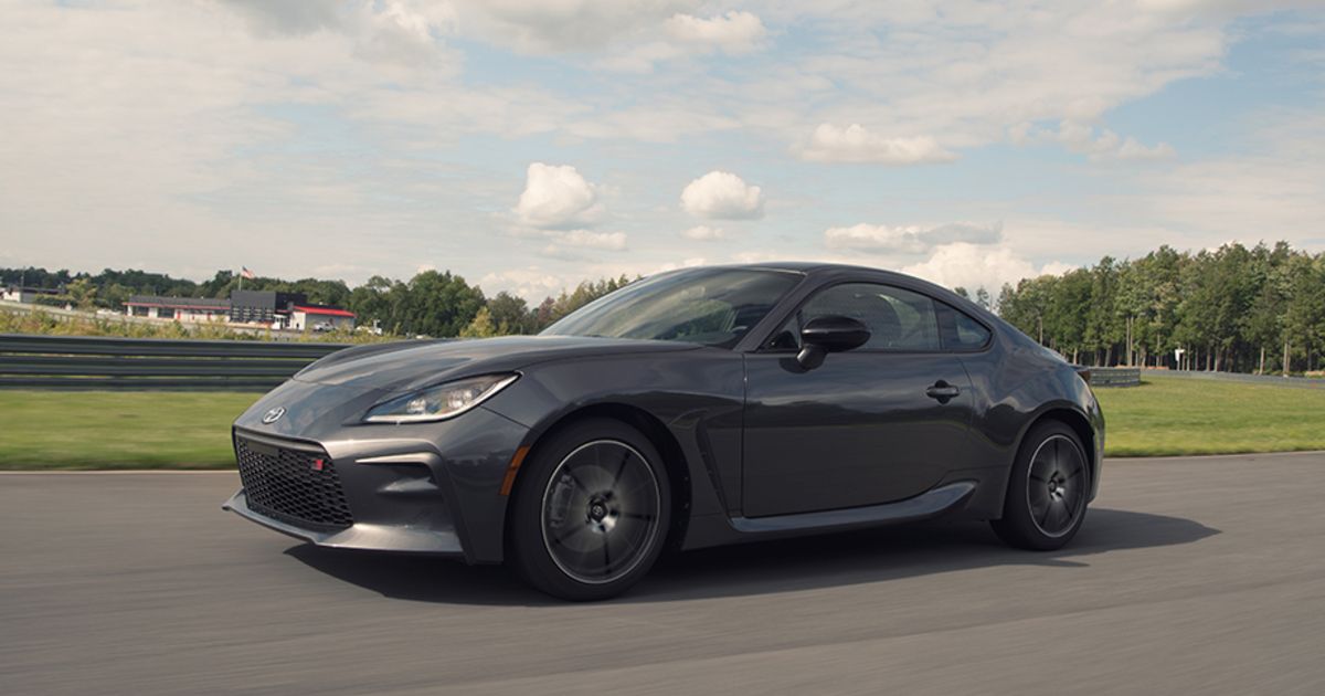 2020 Toyota GR 86 stays under $30,000, expands GR line | Automotive News