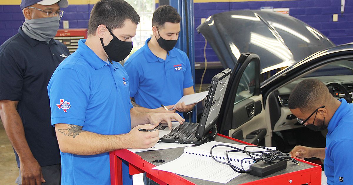 Ford, Texas auto dealers team to train Army vets for service jobs ...