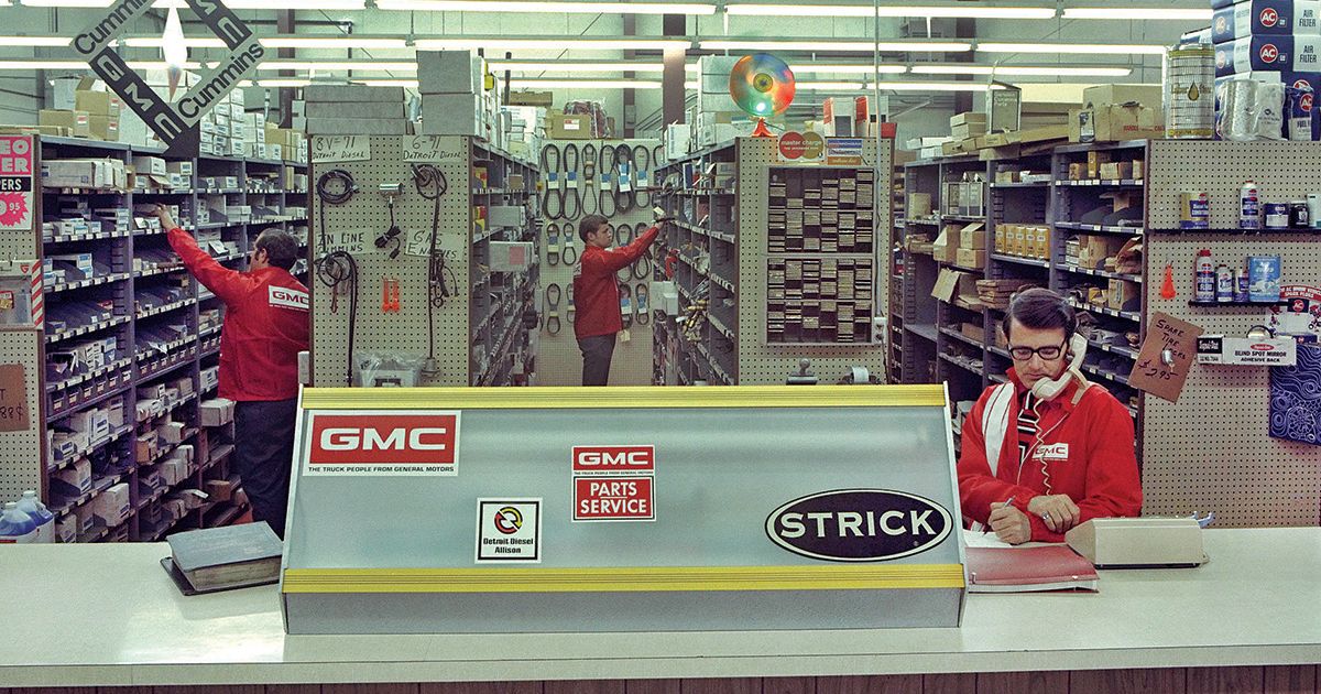 Fixed in time: A GMC store in 1973 was a popular destination for ...