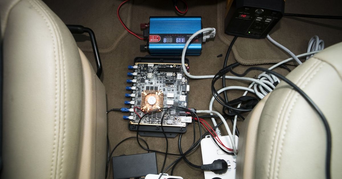 Auto chip distributors face price-gouging probe in China | Automotive News