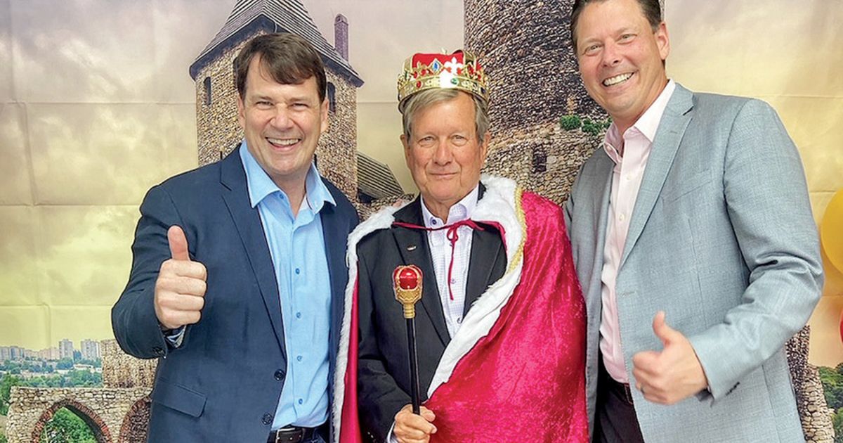 Hometown dealer wins Ford Triple Crown | Automotive News