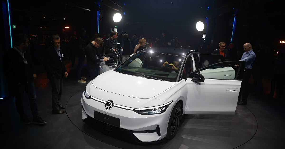 VW plans $1.1 billion China center for electric-vehicle R&D ...