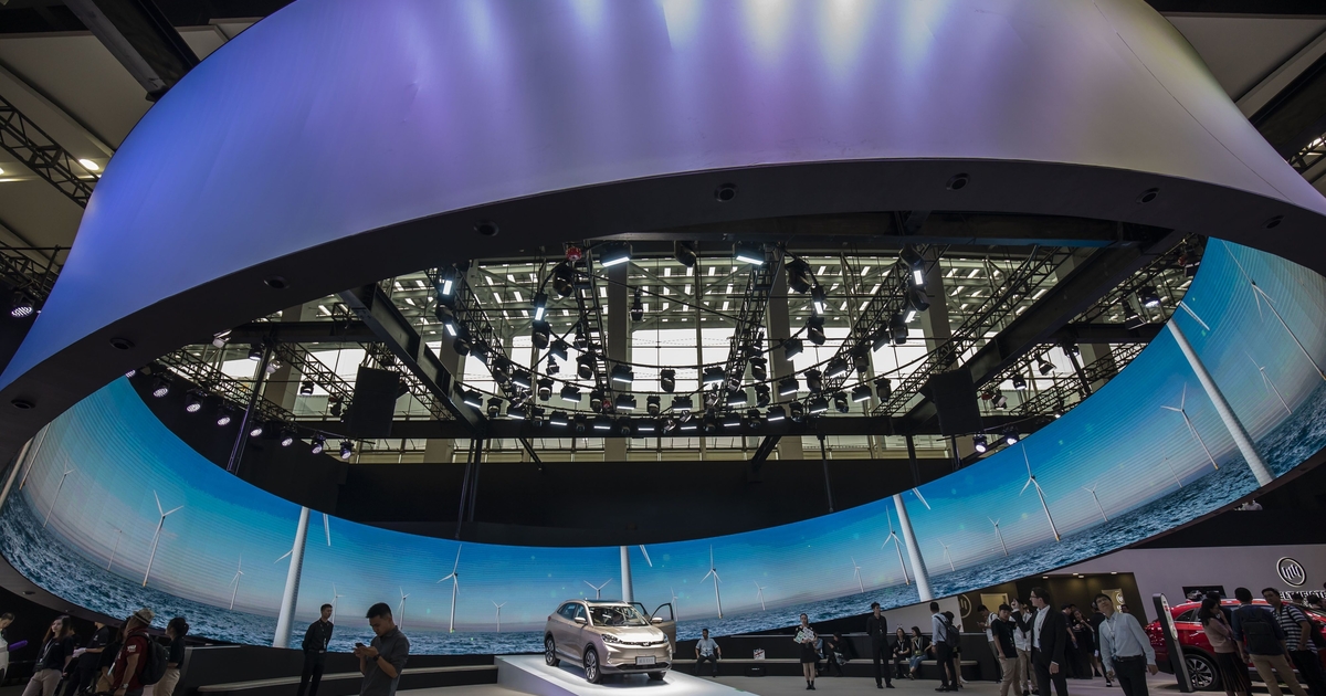 China EV bubble begins to lose air | Automotive News