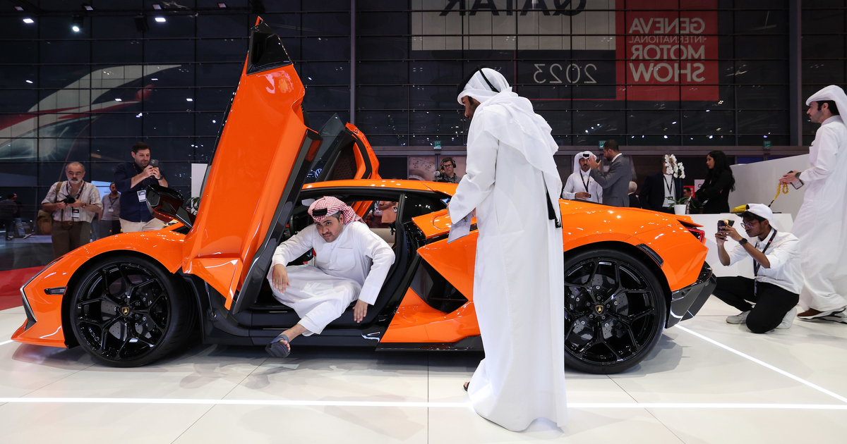 The gas-guzzling, giant engine supercar vrooms back | Automotive News