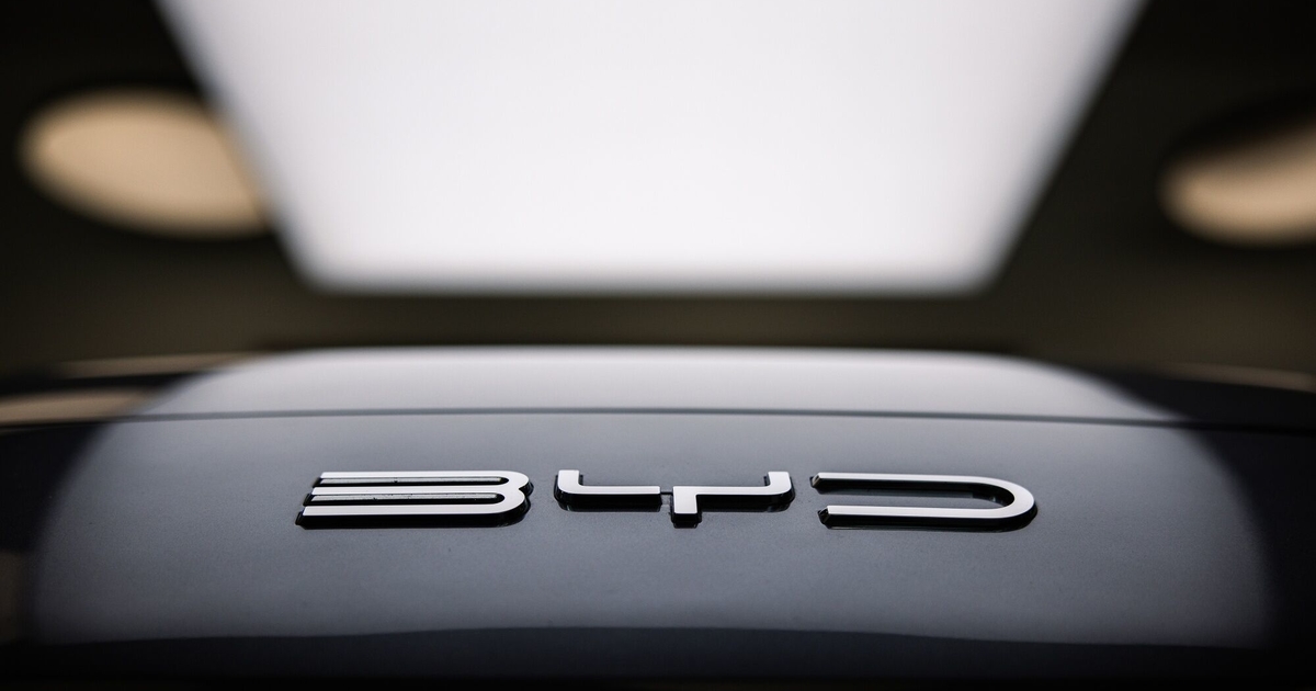 BYD unveils new hybrid powertrain with ultra-long range | Automotive News