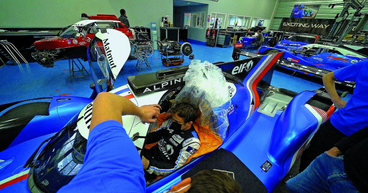 Alpine Cars has novel approach to making car seats | Automotive News