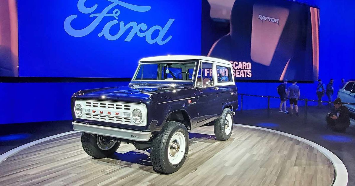Leno turns gag gift into a modern take on classic Ford Bronco ...