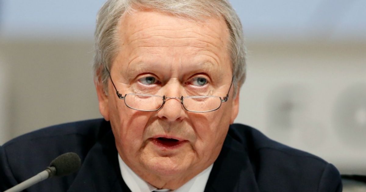 Why the Porsche-Piech family is not rushing in to fix VW | Automotive News
