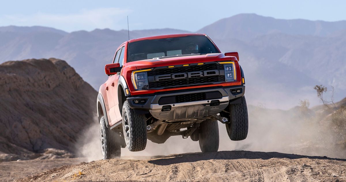 2021 Ford Raptor reviews: Born to rumble | Automotive News