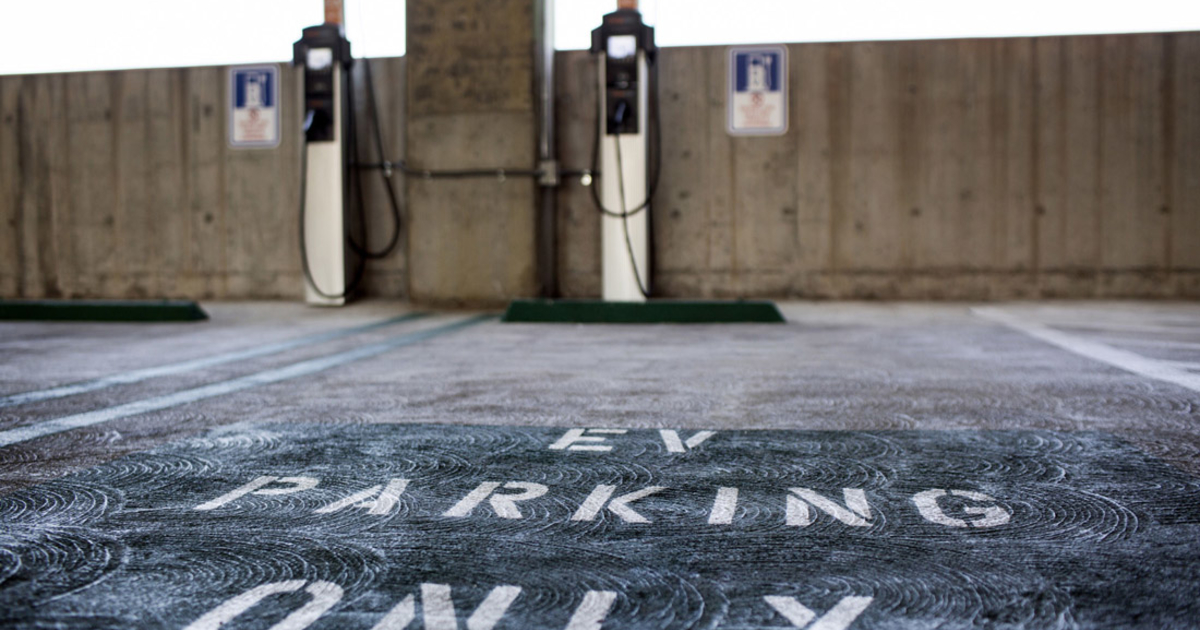 The four biggest hurdles in America's EV transition | Automotive News