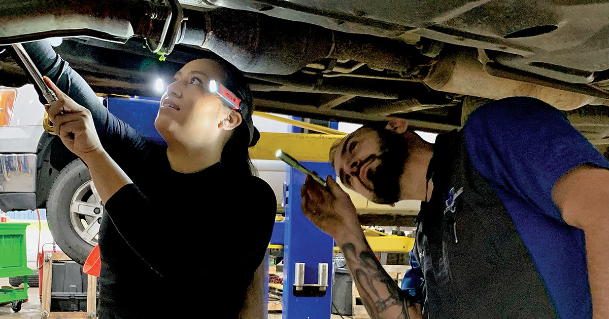 Chain of independent repair shops gives back to community | Automotive News