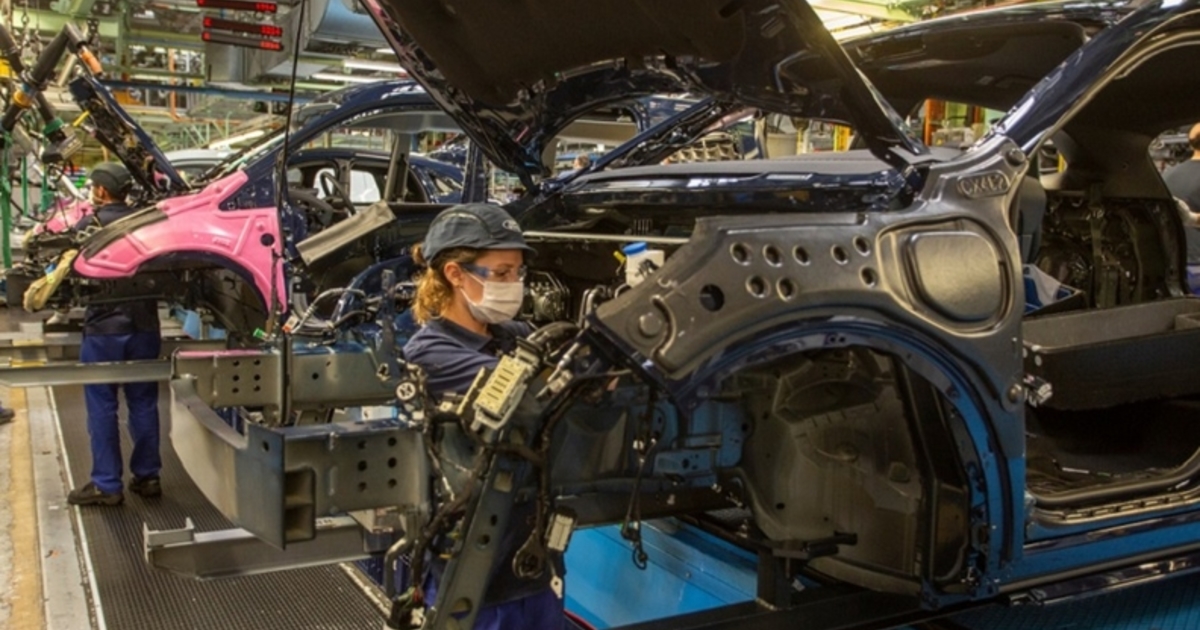 Ford job cuts: 1,600 workers losing jobs in Spain | Automotive News