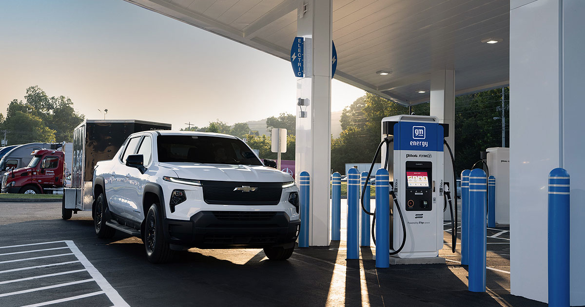 GM rolls out first EV fast chargers in partnership with Pilot Flying J ...
