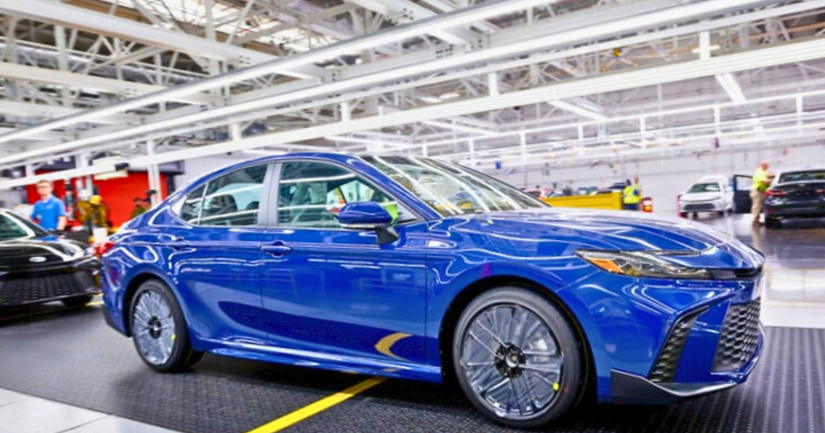Hybrid share reaches record highs amid tepid EV demand | Automotive News