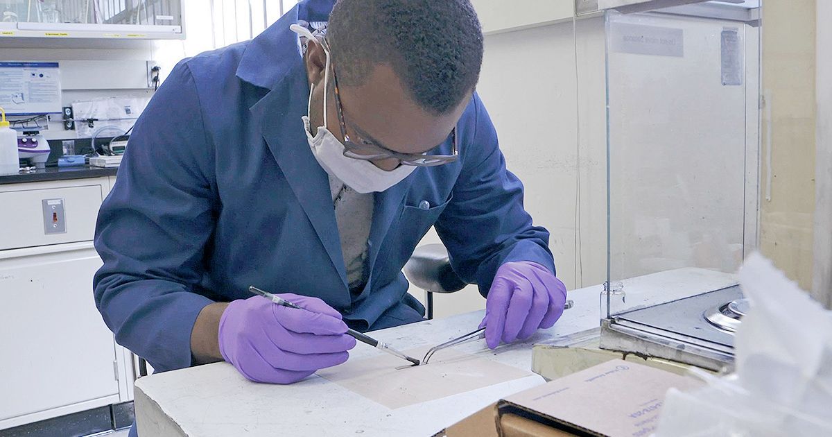 With Energy Dept. funding, researchers see big hauling power from fuel ...