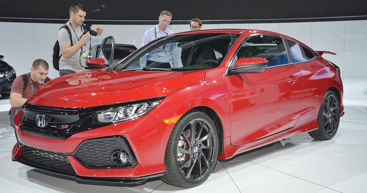 Honda Civic powers up with Si package | Automotive News