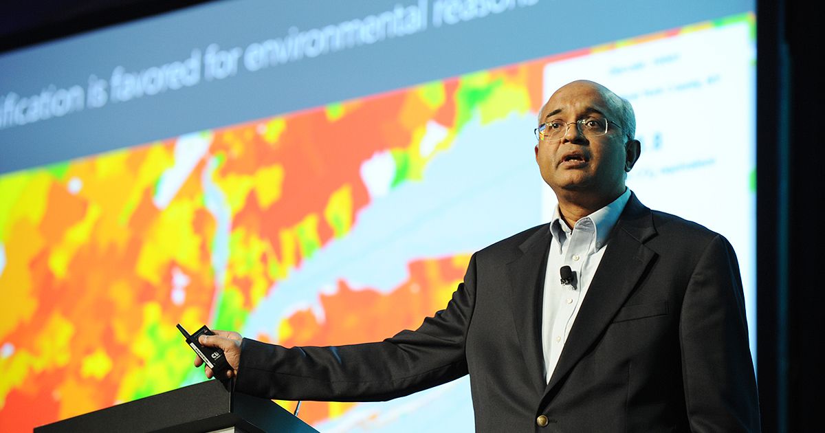 Cities retool the mobility world | Automotive News