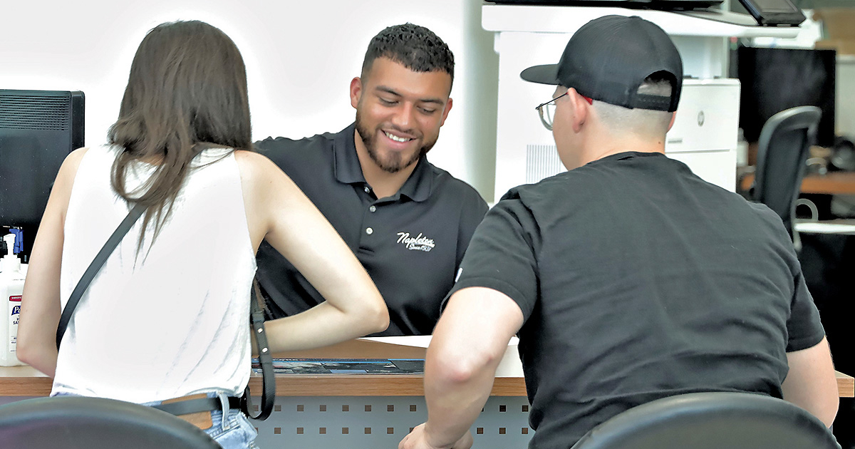 Napleton Automotive car dealership team spirit sets it apart ...