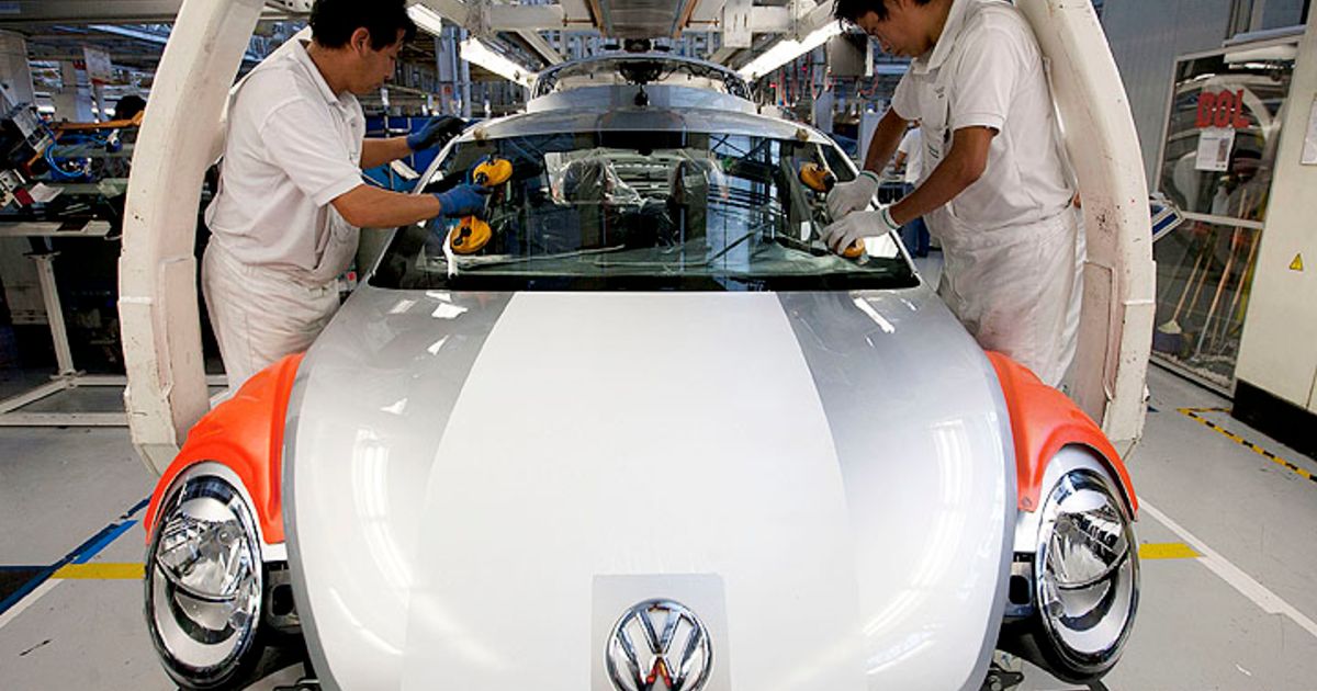 Mexico stages comeback as hub for light vehicle output | Automotive News