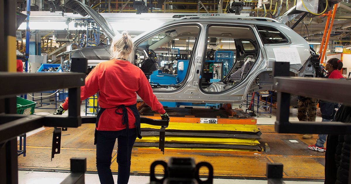 U.S. auto exports hit record in 2014 | Automotive News