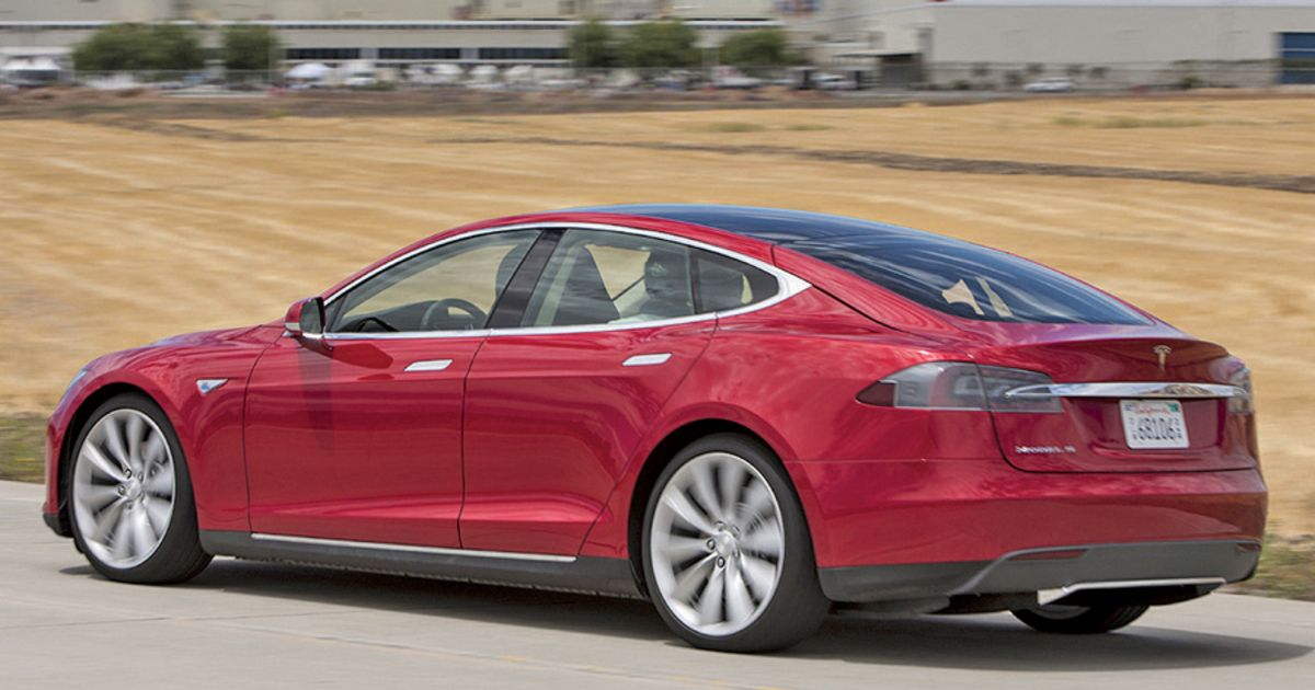 On first glance, Tesla S is a winner | Automotive News