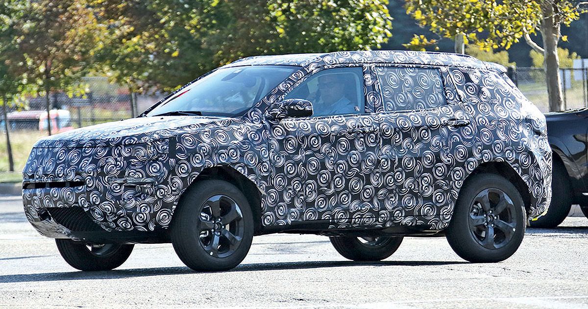 Jeep Compass, Patriot replacement due early next year | Automotive News