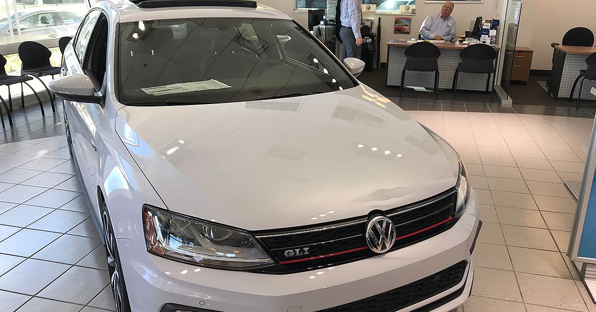 VW-AUDI: Volkswagen dips, Audi's streak holds on | Automotive News