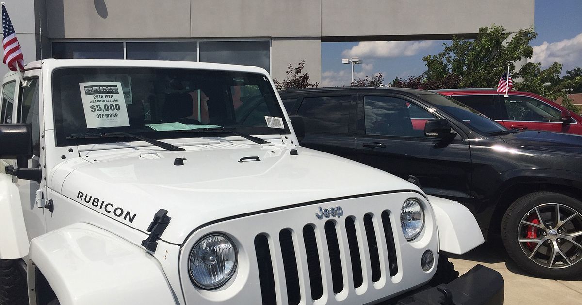 Record Jeep volume, minivans keep FCA streak alive | Automotive News