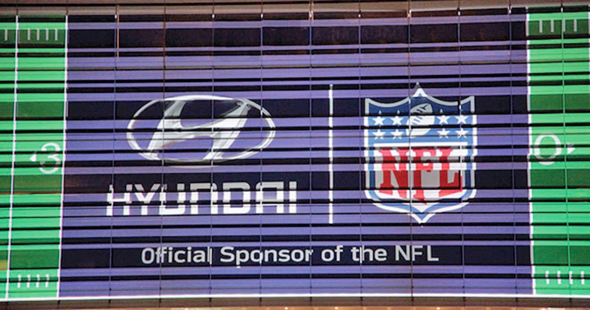 Marketing test awaits Hyundai with NFL kickoff | Automotive News