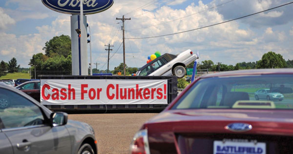 Top story: GM, Chrysler bankruptcies | Automotive News