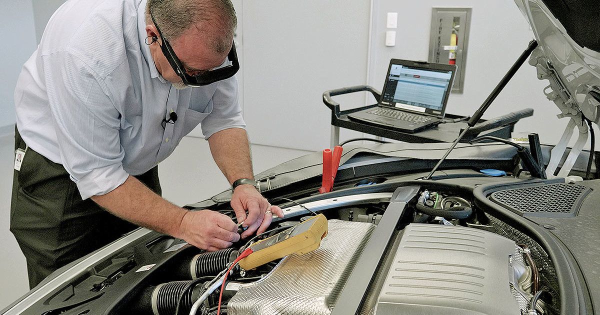 Porsche service techs get a deeper at look with smart glasses ...