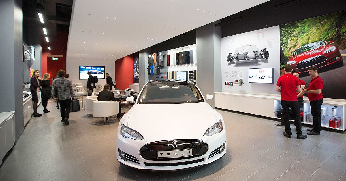Tesla retail model faces new legal challenge in Ohio | Automotive News