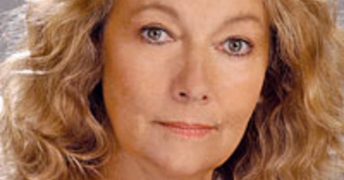 For many causes, Lisa Schomp operates a 'go-to company' | Automotive News