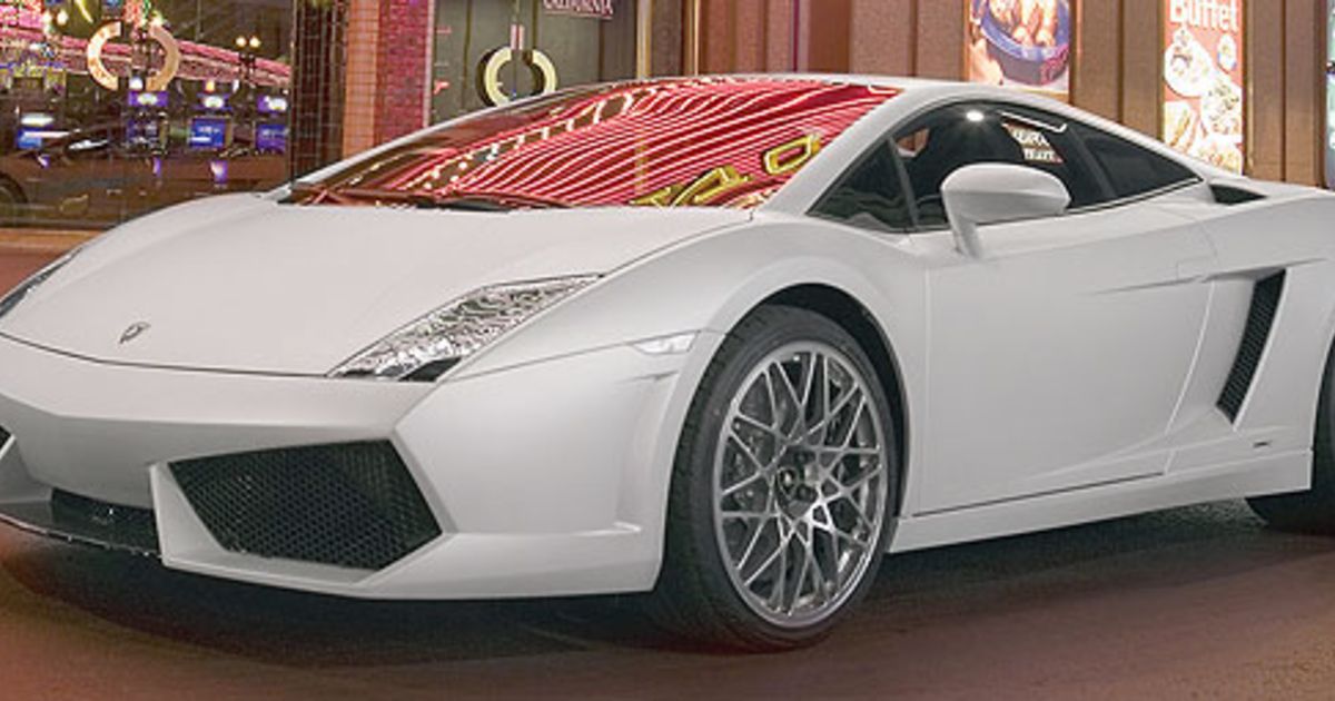 Lamborghini ups ante in 'entry' supercars | Automotive News