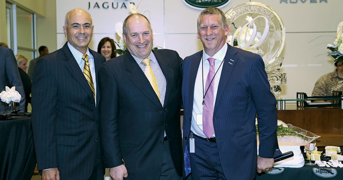 Jaguar Land Rover marks 100th dual-brand store | Automotive News