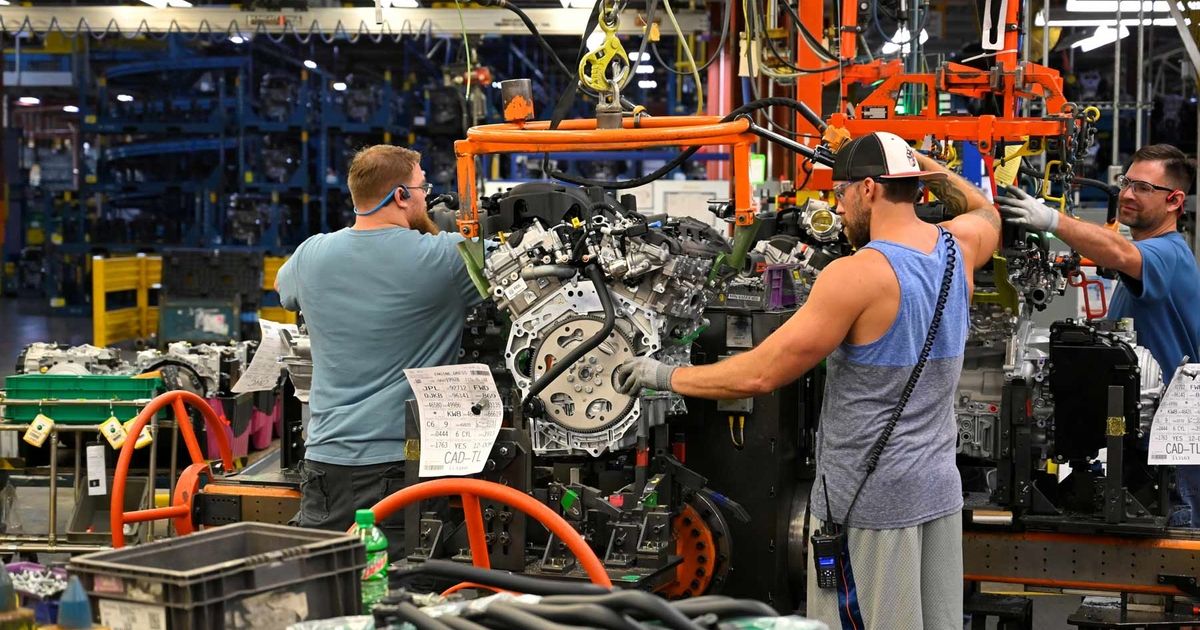 GM's first offer called for workers to pay 15% of health care tab ...