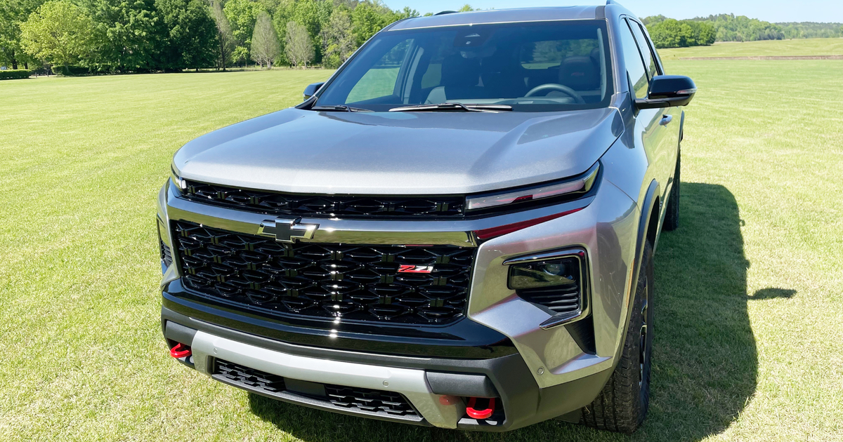 2024 Chevy Traverse is more Tahoe than minivan alternative | Automotive ...
