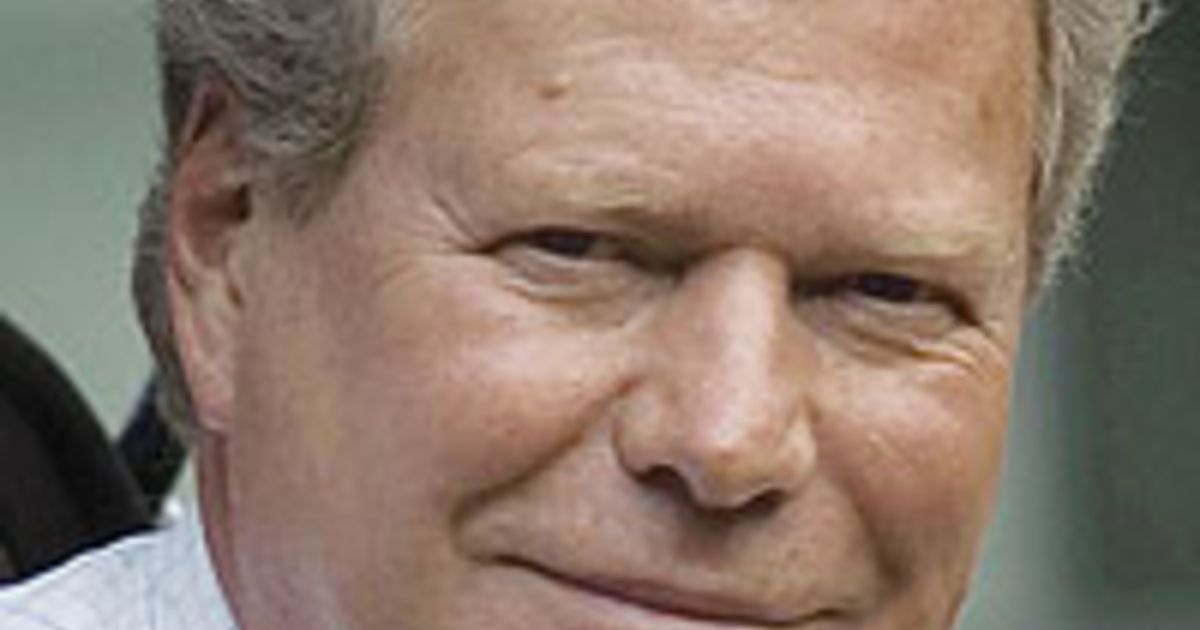 Pfeiffer loves to see his work roll by | Automotive News