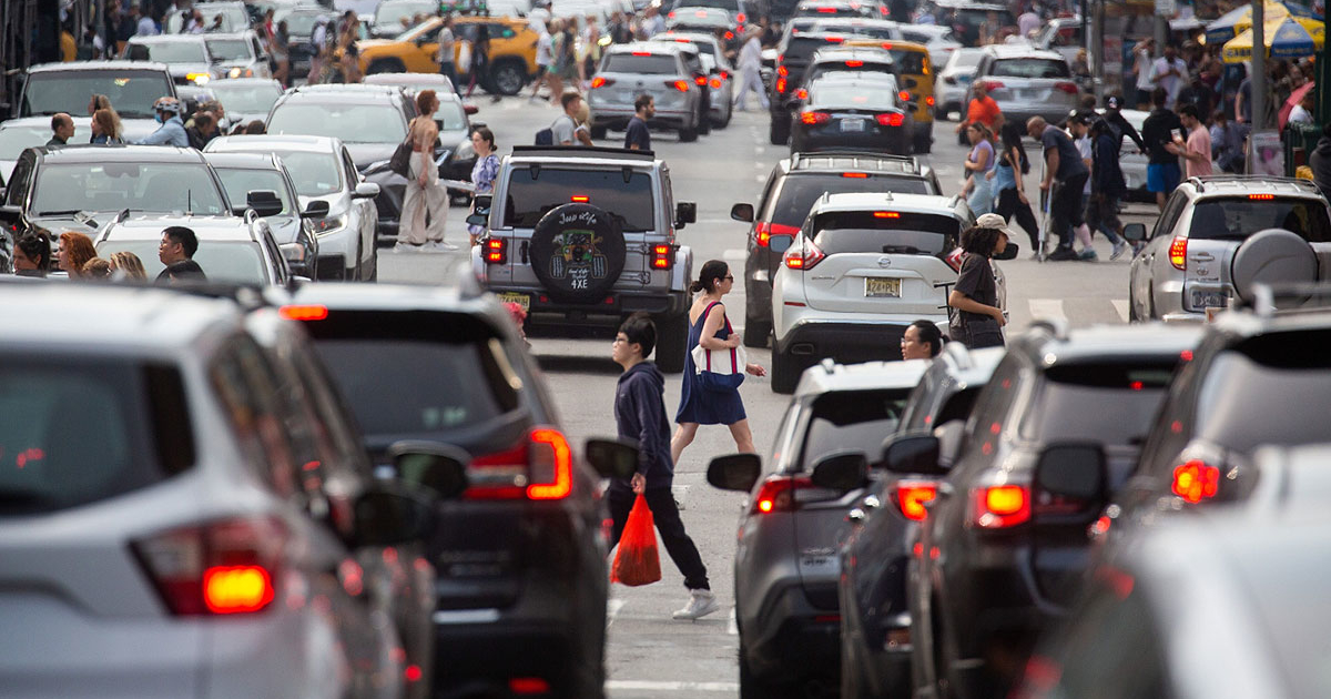 UK study: EVs won't cure 'car harm' | Automotive News