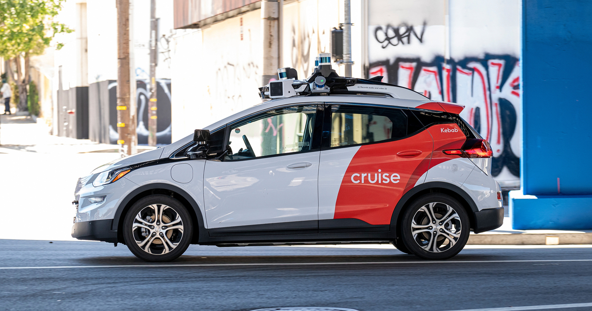 GM self-driving subsidiary Cruise eyes California restart | Automotive News
