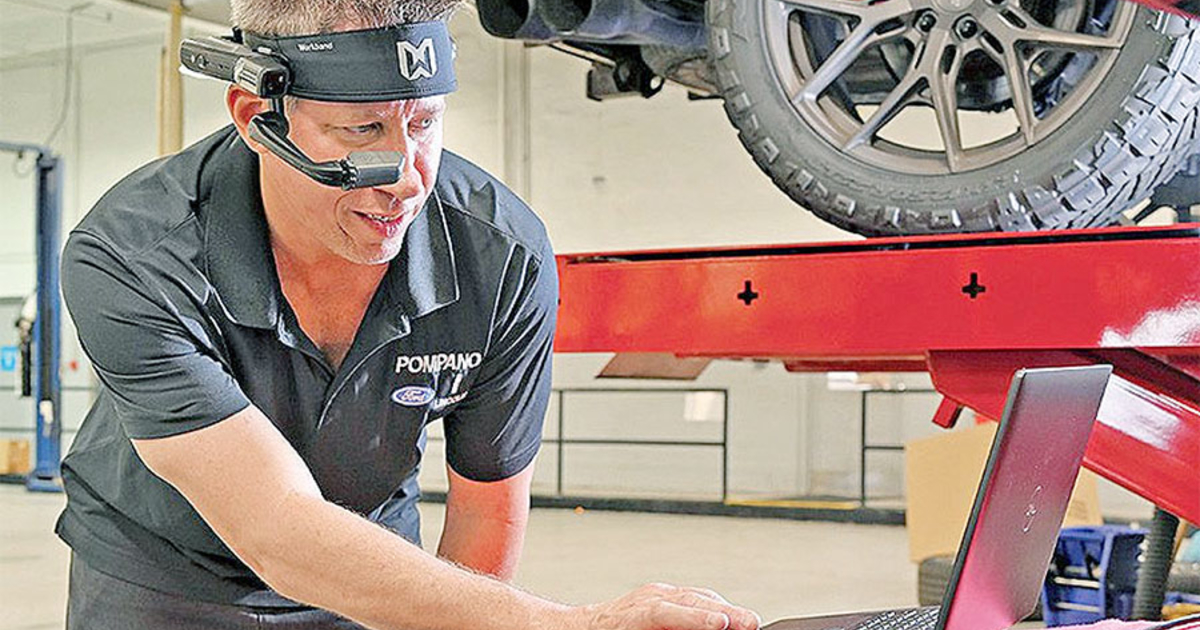 Will dealership service tech get more attention, money? | Automotive News