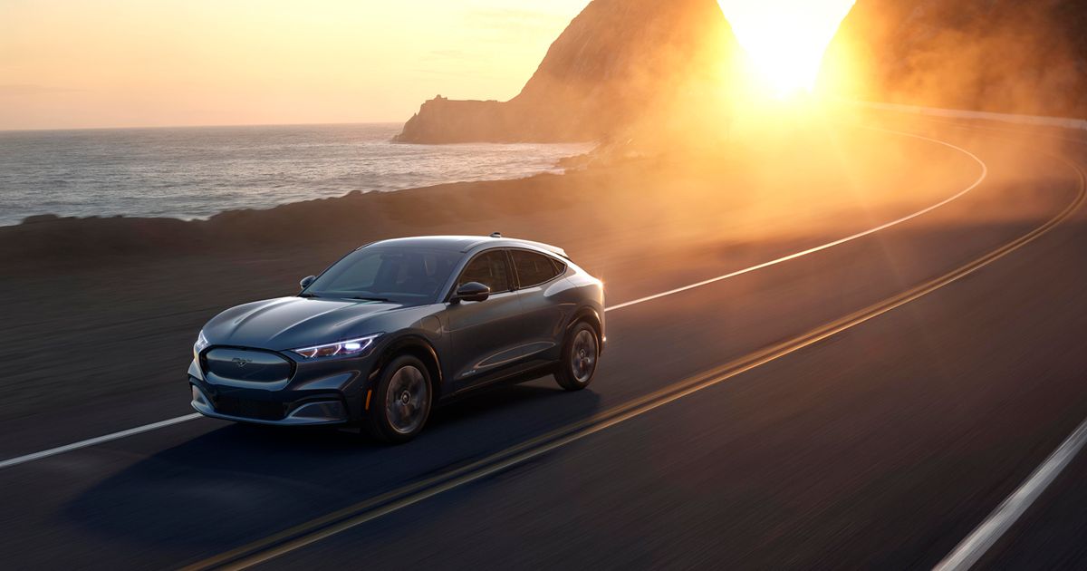 How Ford and Bosch use VR technology to train service techs on Mach-E ...