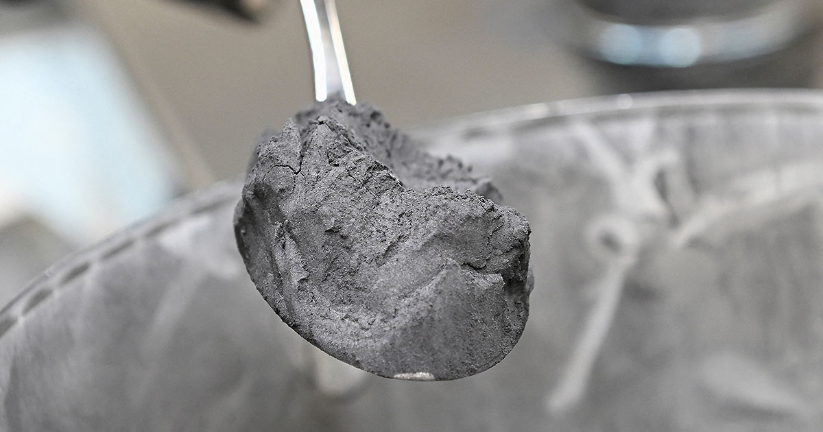 Auto companies race for EV battery graphite | Automotive News