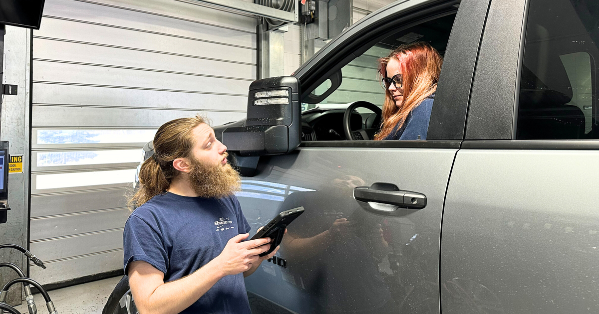Technicians turn wrenches, interact with customers at quick lube ...