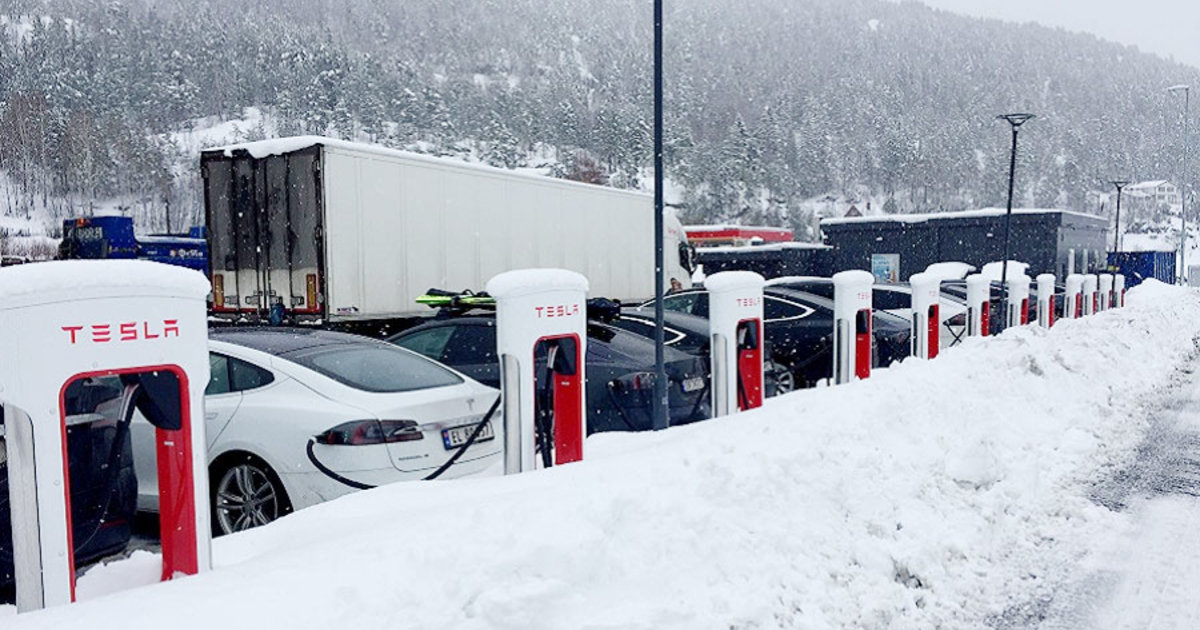 Why EV range falls in cold temperatures | Automotive News