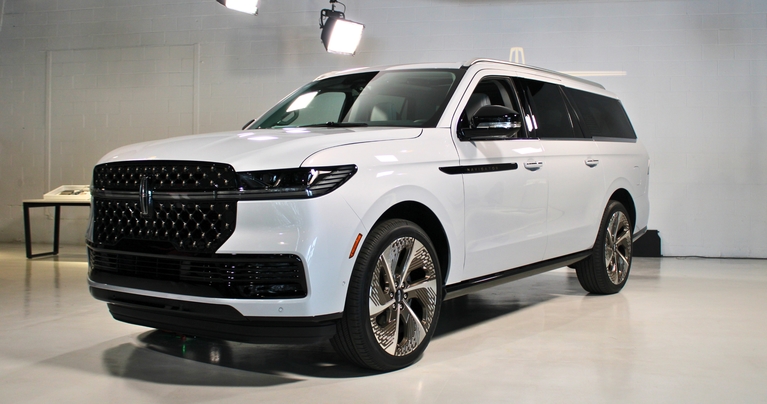 Lincoln Navigator | Automotive News