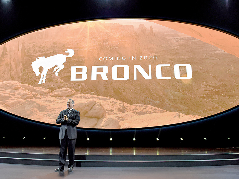 Ford planning Bronco-based pickup, forecasting firm says