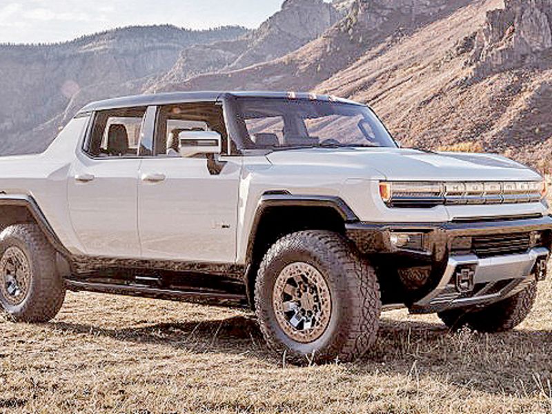 Some electronics inside the new GMC Hummer EV | Automotive News