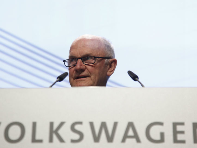 VW Chairman Piech, Porsche family on witness list in hedge-fund lawsuit