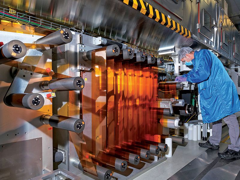 GM envisions profit potential for batteries beyond auto industry ...